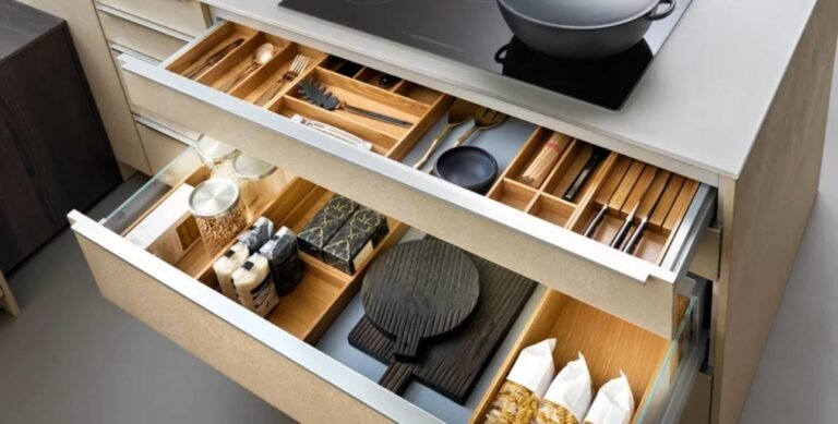 SIGNATURE KITCHEN CABINETRY & DESIGN